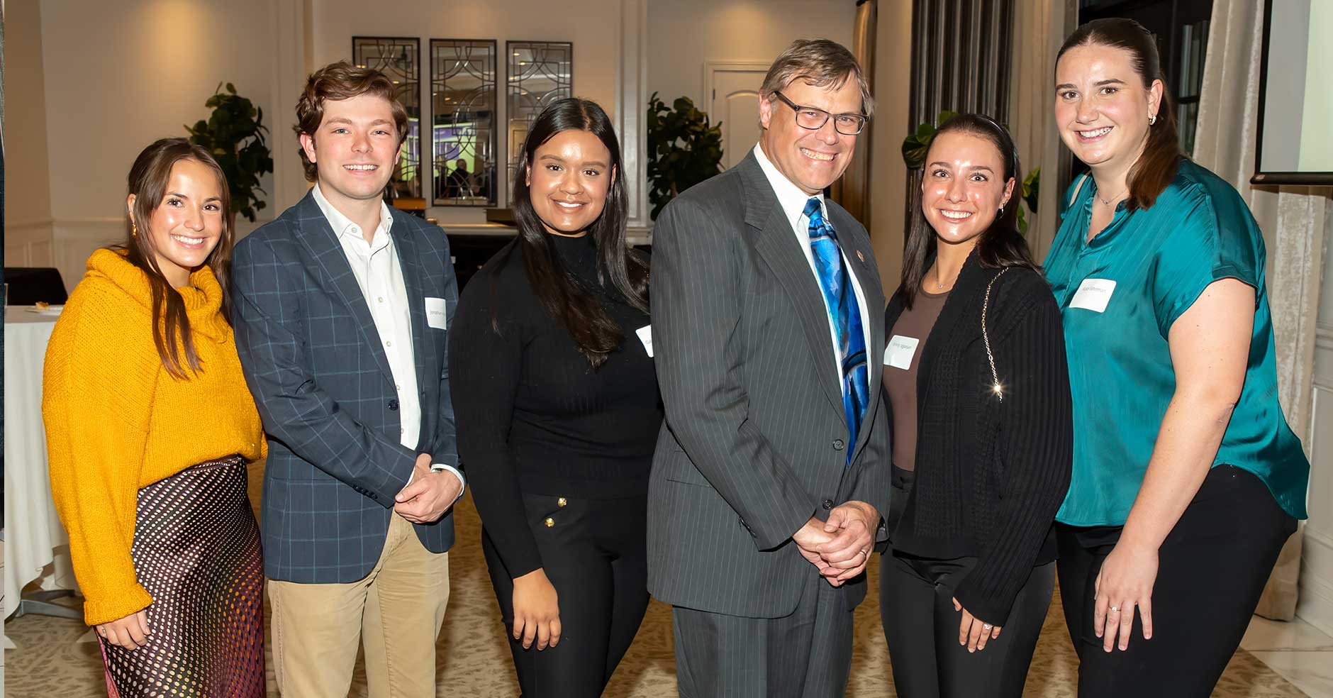 Past Presidents Gather at Lexington Medical Society Meeting – MD Update